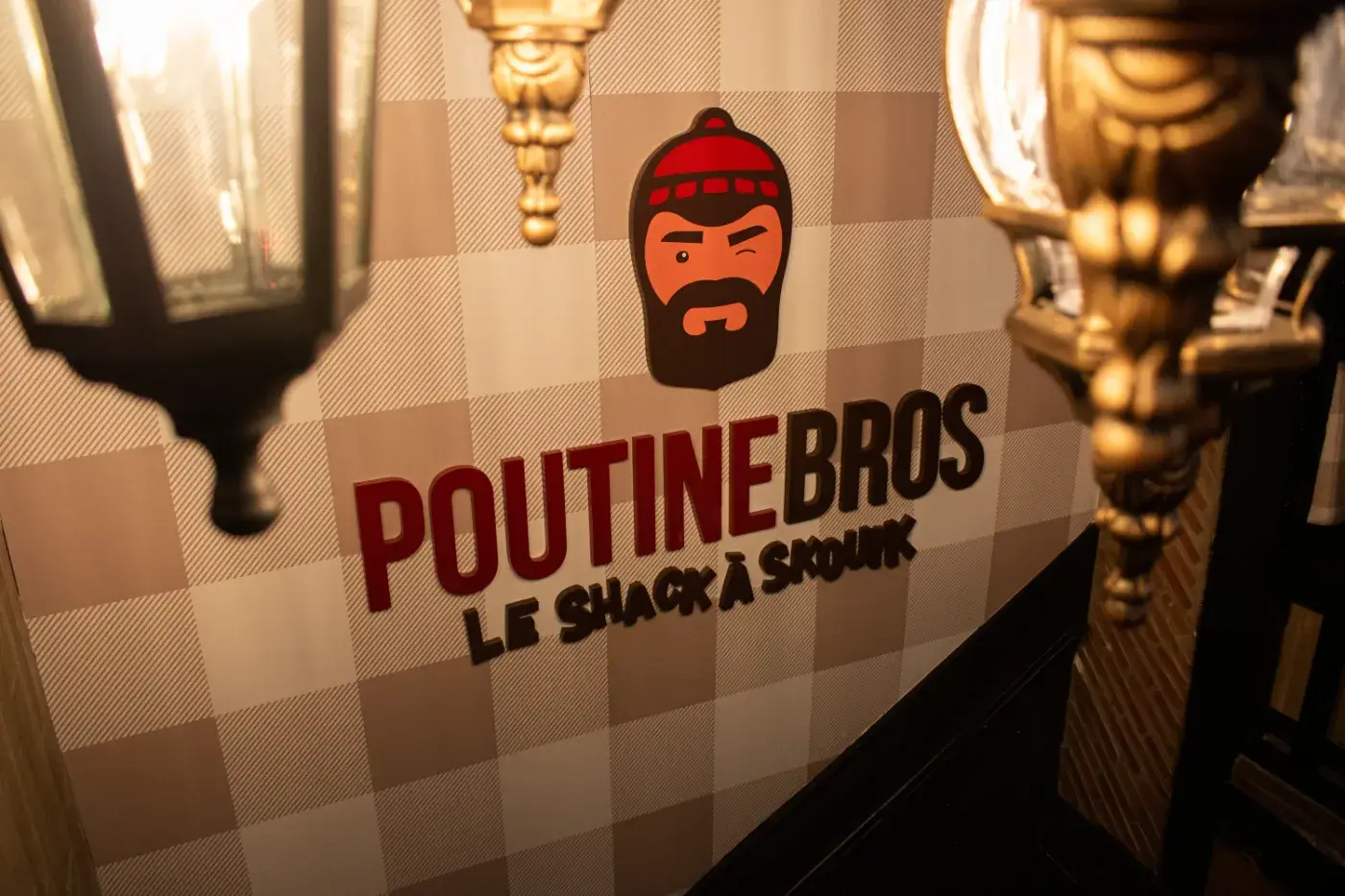 Poutinebros Tours - Restaurant de Poutines